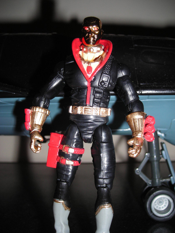 JoeCustoms.com > Figures > Iron Grenadiers > Destro